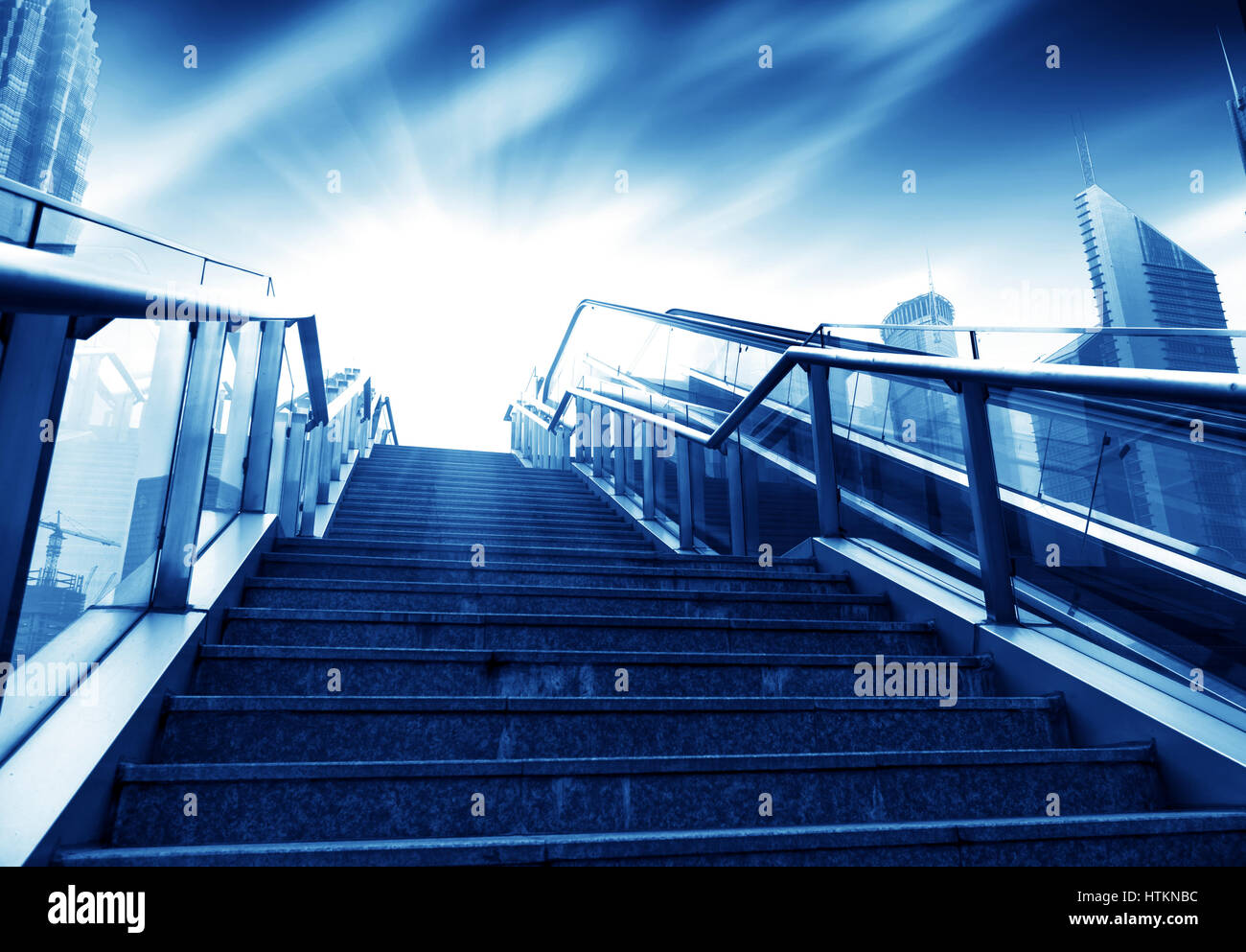 Overpass stairs hi-res stock photography and images - Alamy