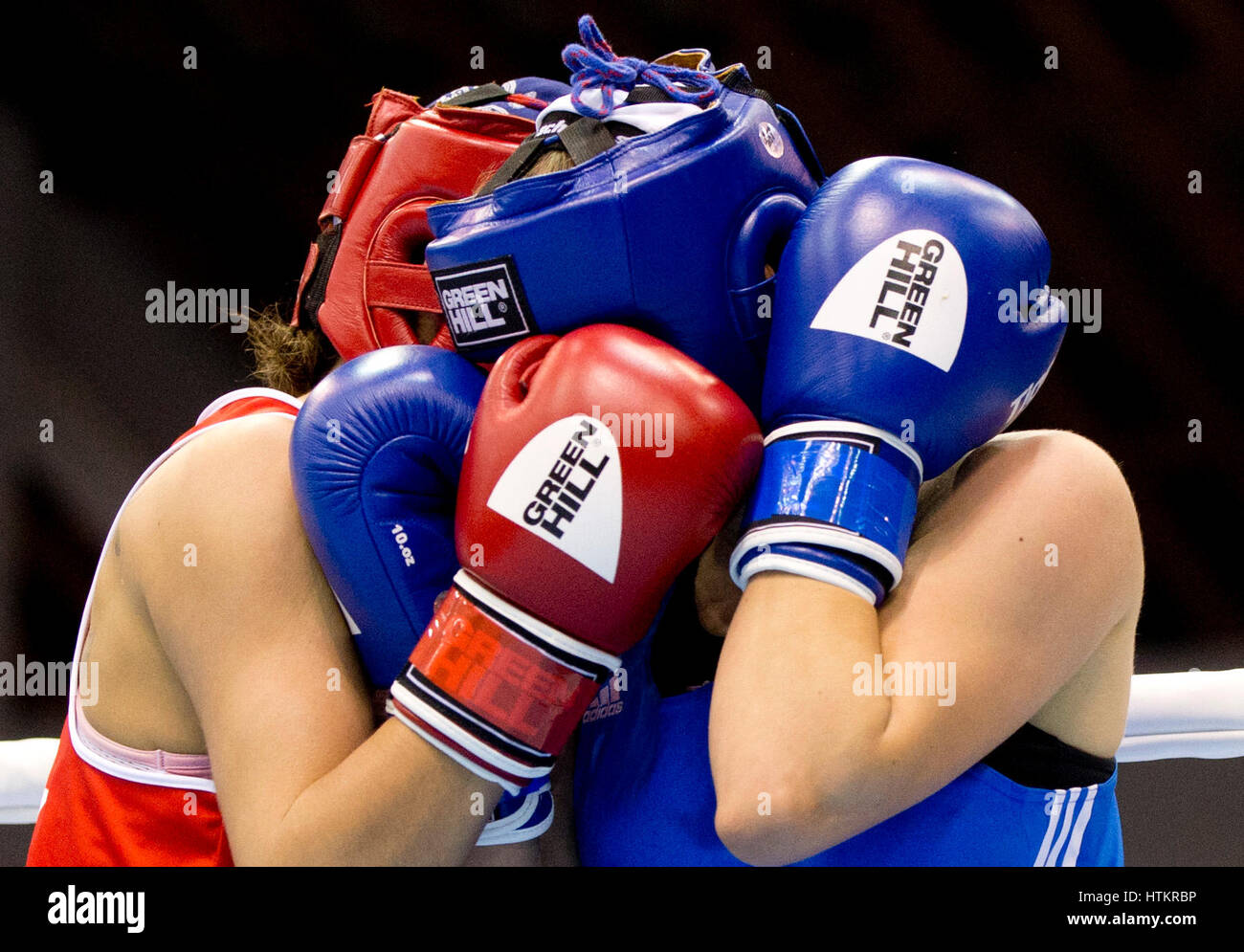November 17, 2016: Ireland's Shauna Browne (RED) during the EUBC ...