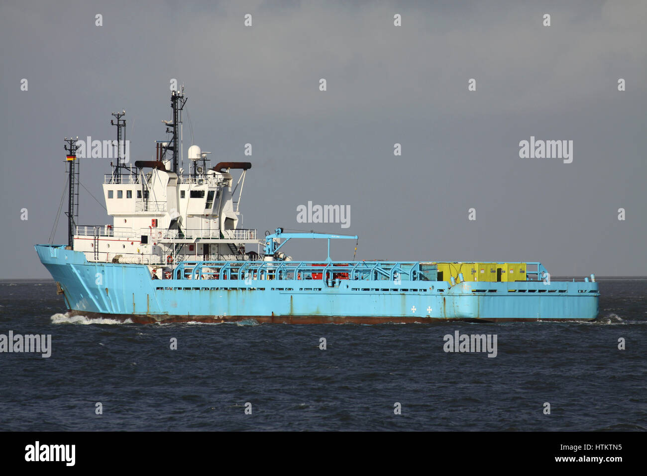 platform supply vessel at sea Stock Photo - Alamy