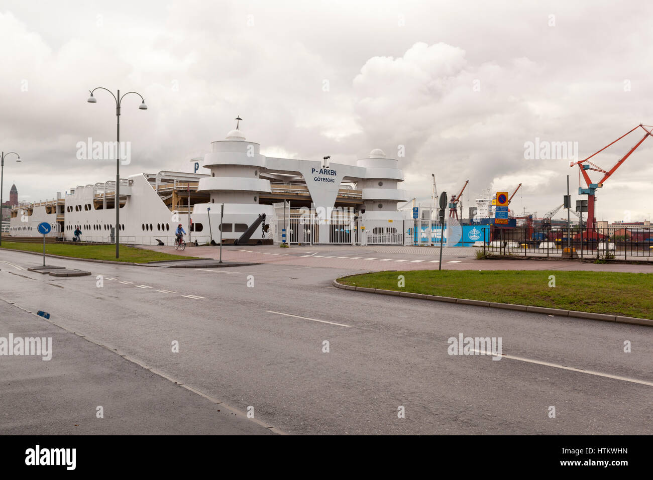 Floating parking lot hi-res stock photography and images - Alamy