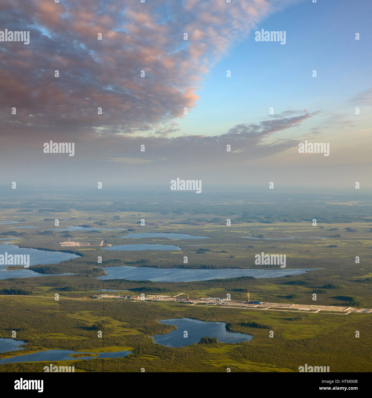 Oilfield hi-res stock photography and images - Alamy