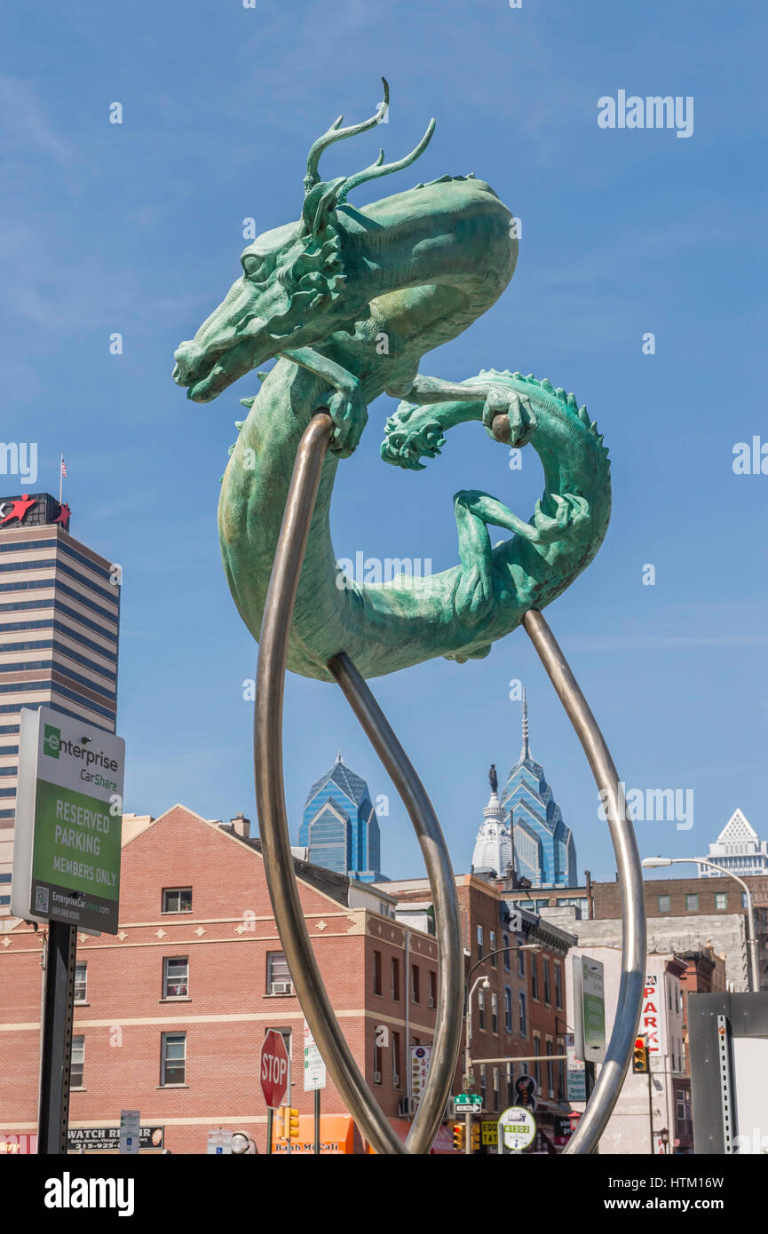 Sculpture art chinatown hi-res stock photography and images - Alamy