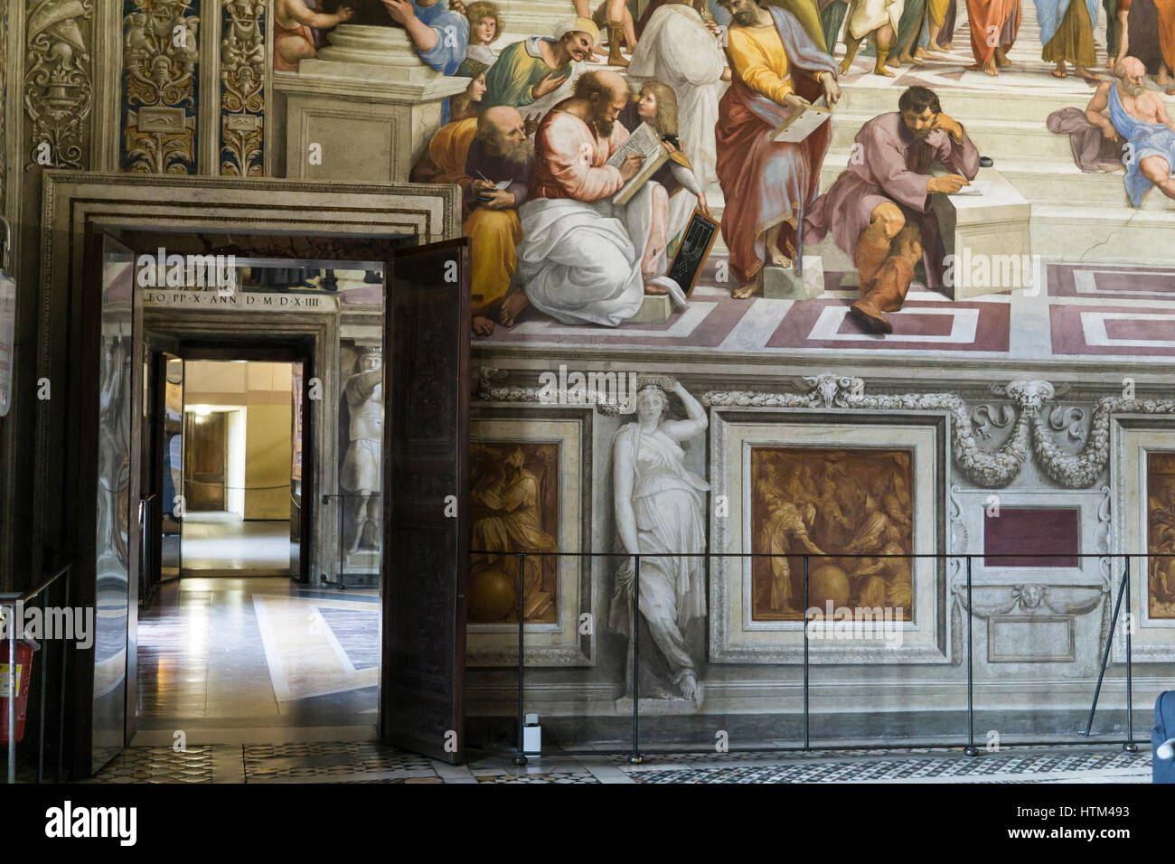 Raphael's Rooms(1508-1524) in The Vatican Museum, Raphael(!483-1520 ...