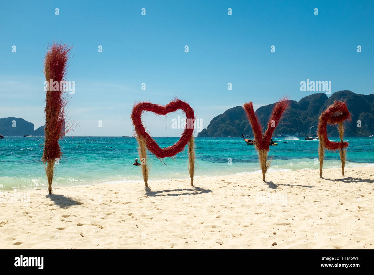 2015 in red letters hi-res stock photography and images - Alamy