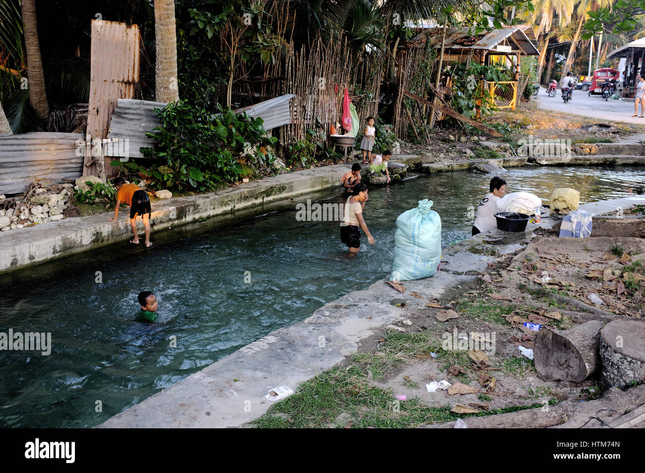 Children in river philippines hi-res stock photography and images - Alamy