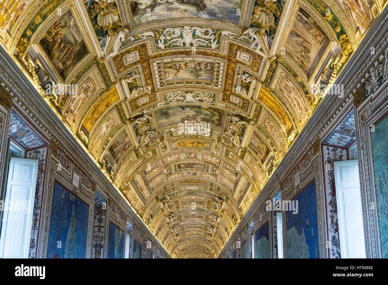 Gallery of maps vatican museum hi-res stock photography and images - Alamy