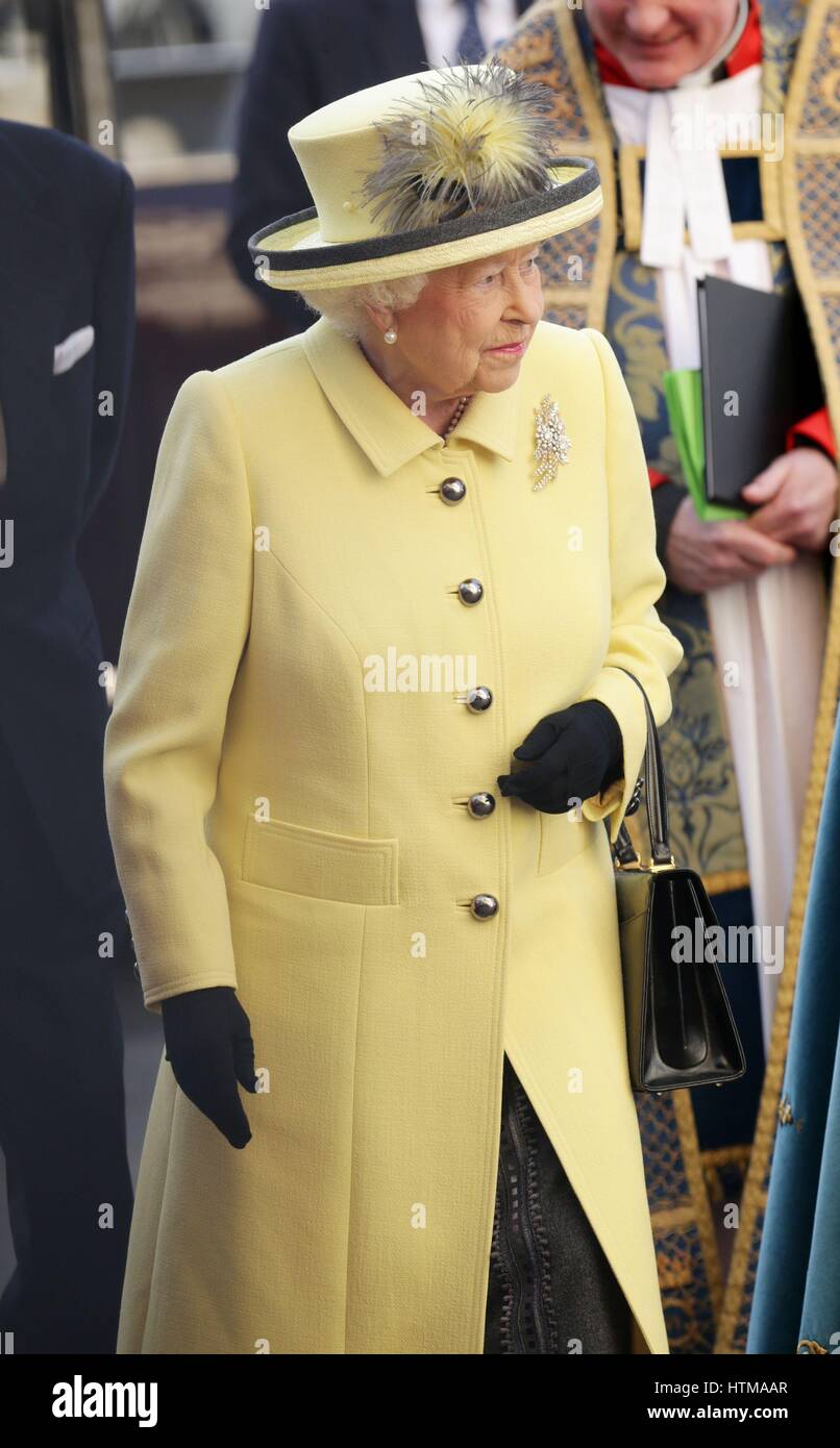 Queen Elizabeth II arrives to attend the Commonwealth Service at ...