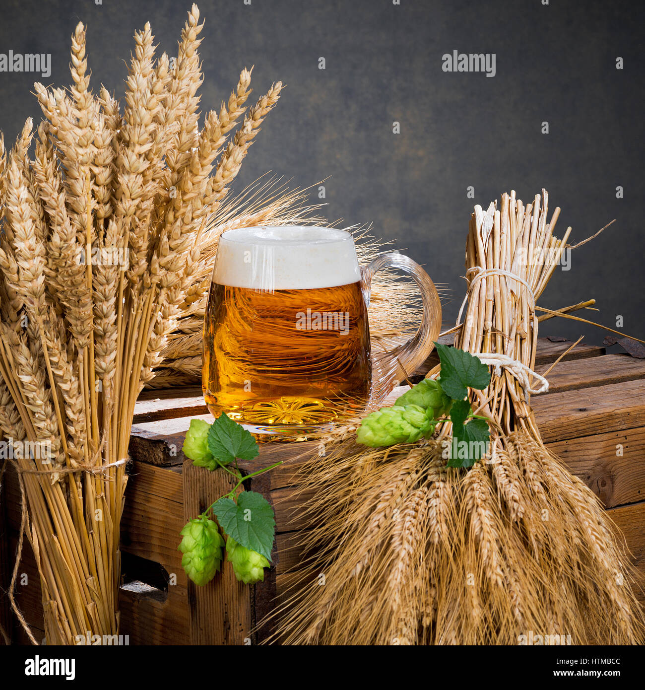 Beer raw material hi-res stock photography and images - Alamy