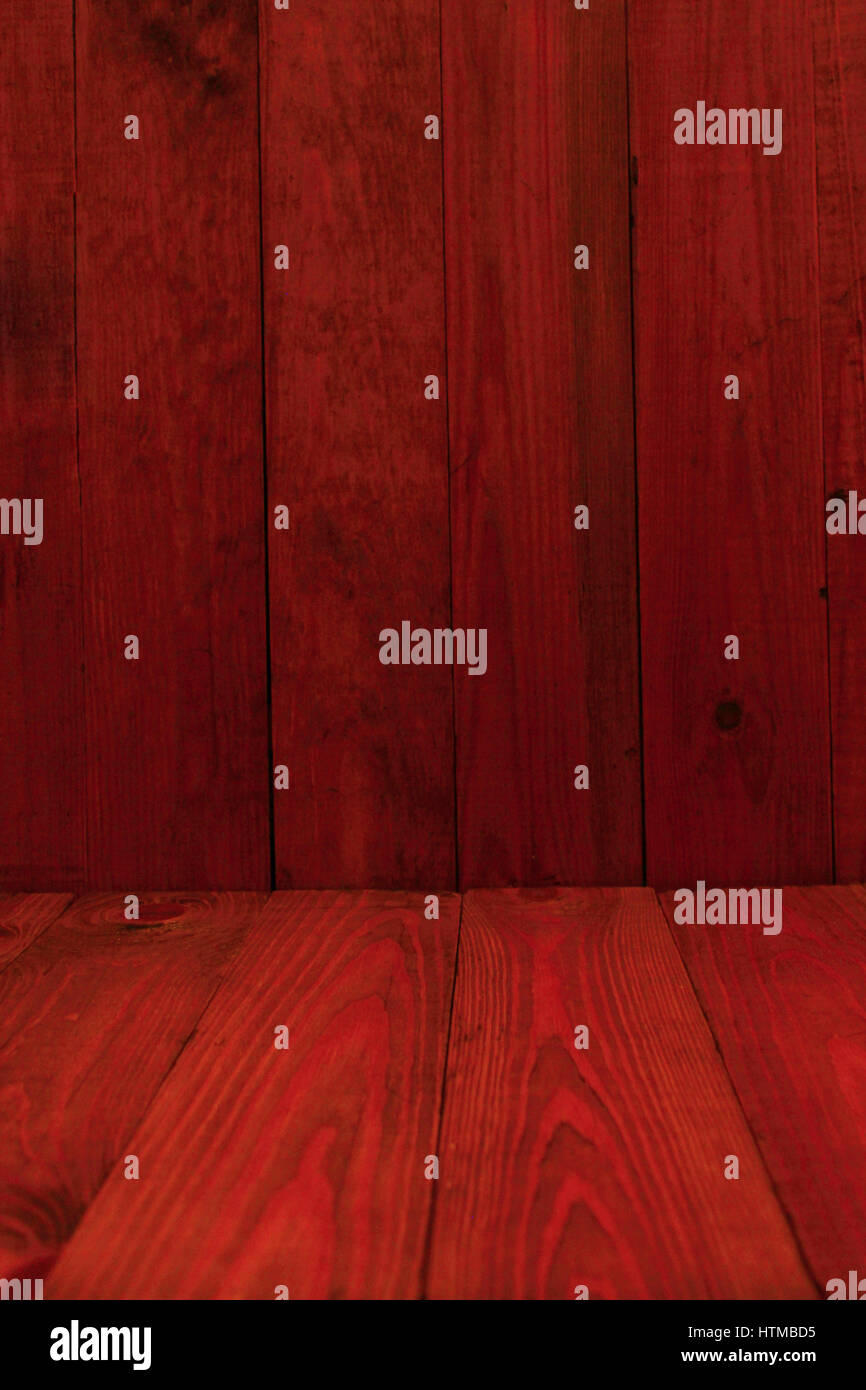 table from dark vertical brown wooden boards Stock Photo - Alamy