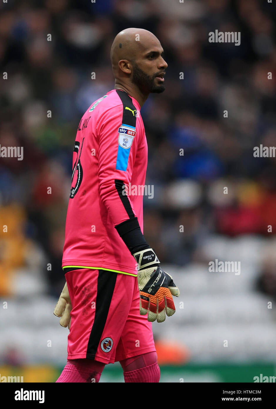 Readin goalkeeper Ali Al-Habsi Stock Photo - Alamy