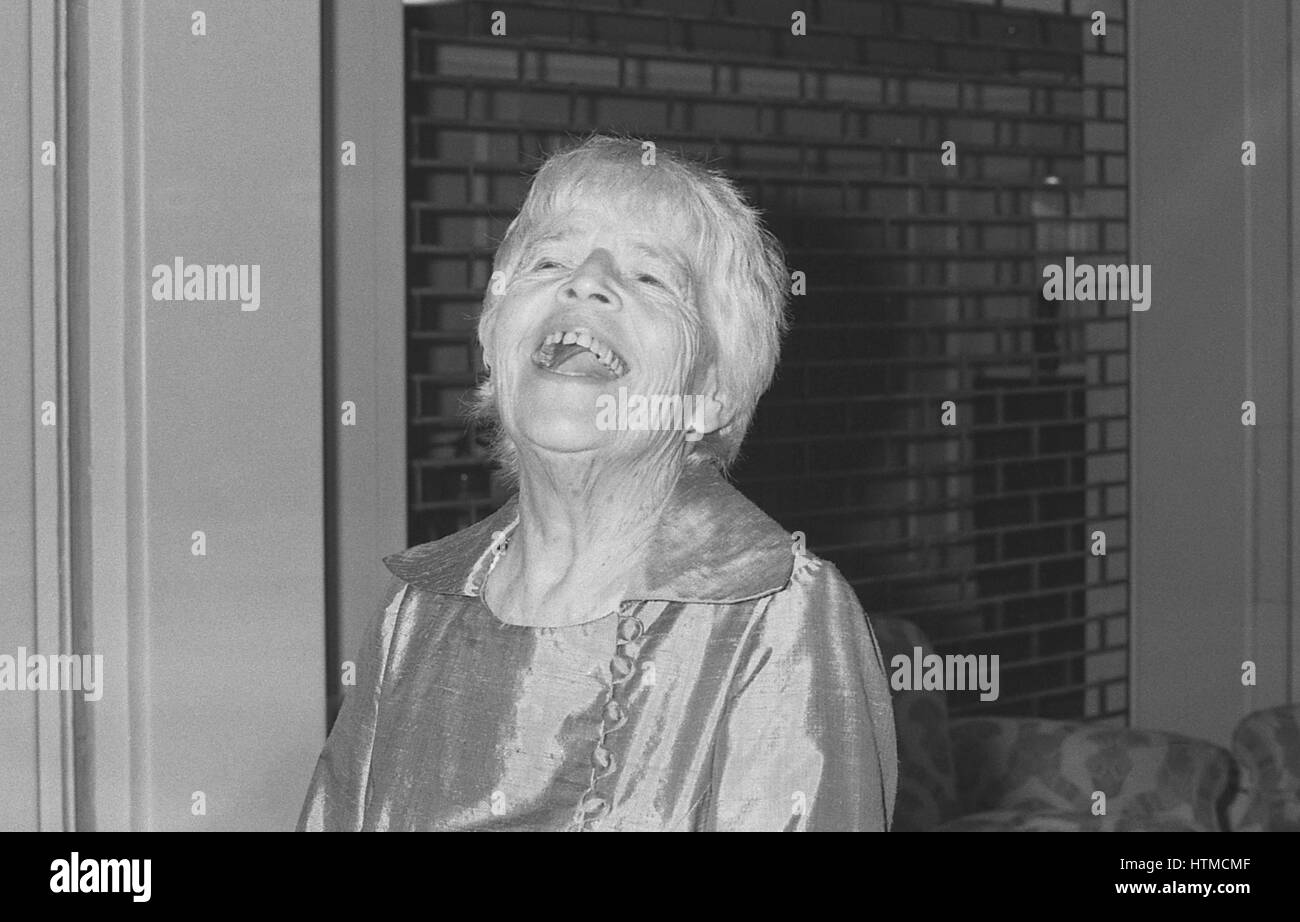 Patricia hayes actress Black and White Stock Photos & Images - Alamy