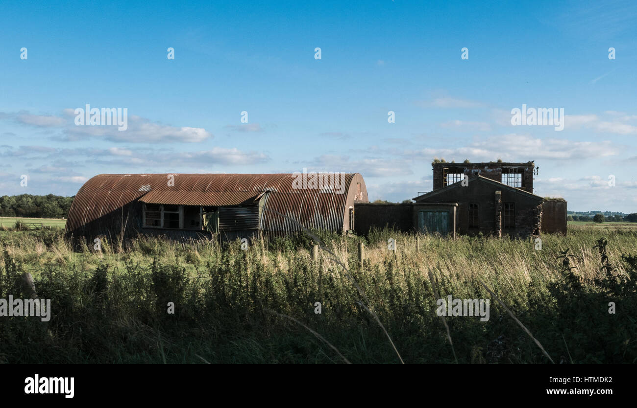 Abandoned farm buildings Stock Photo - Alamy