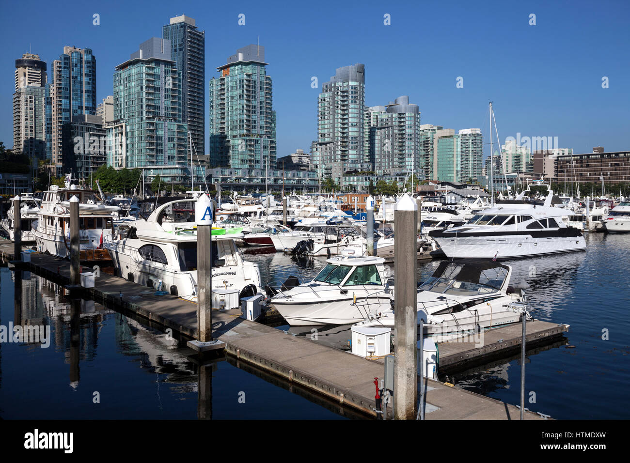 Vancouver Coal Harbor, marina and skyline, Vancouver, British Columbia ...