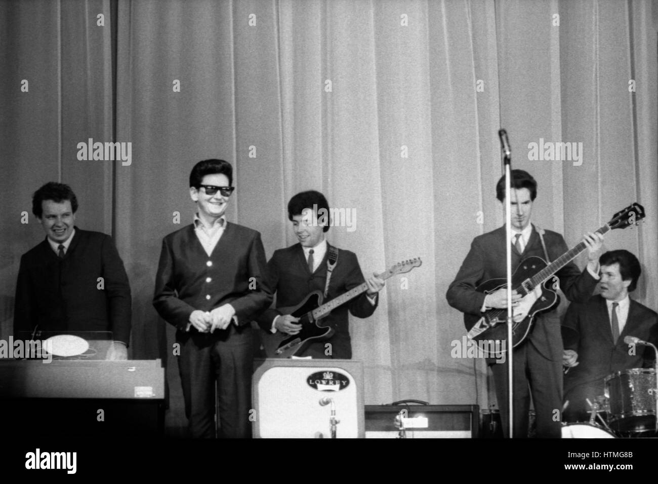 Roy orbison 1960s hi-res stock photography and images - Alamy