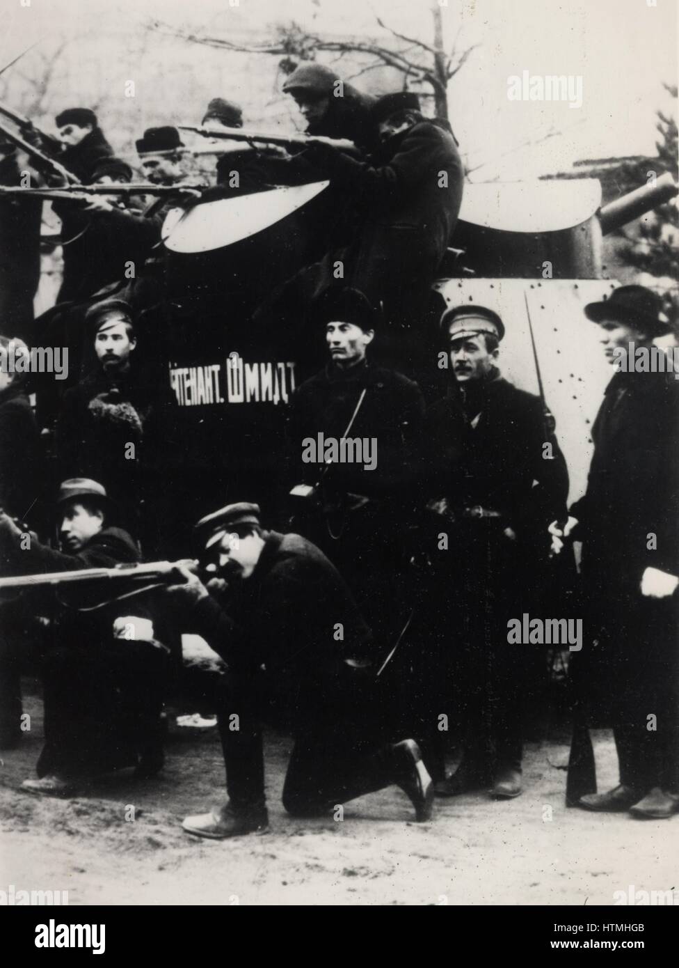 Russian revolution october 1917 hi-res stock photography and images - Alamy