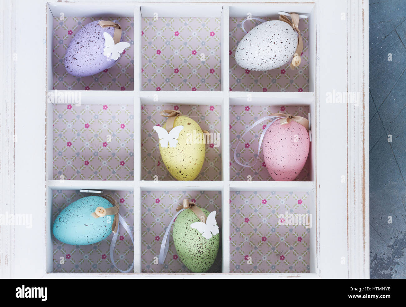 Easter eggs in box Stock Photo - Alamy