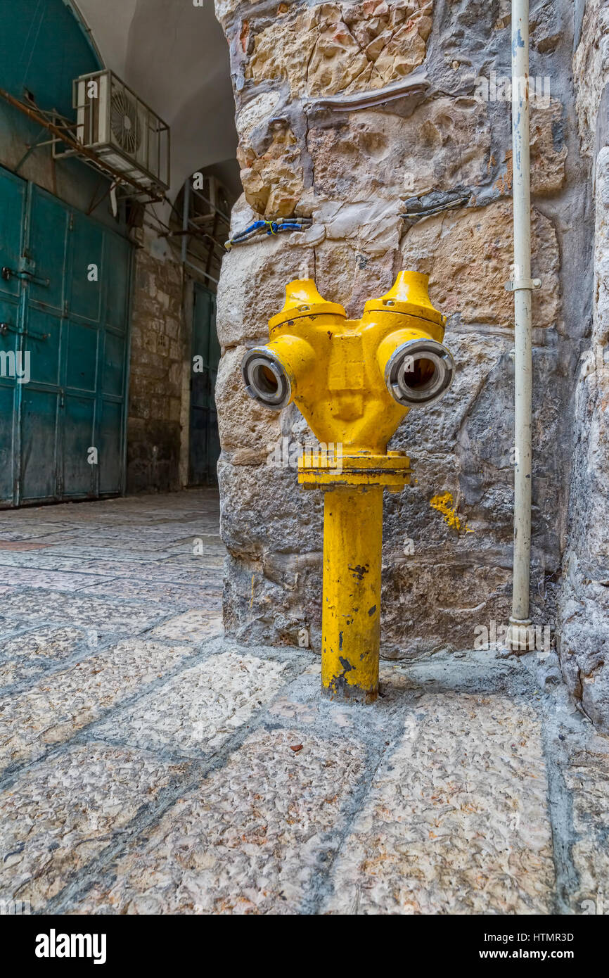 Public standpipe hi-res stock photography and images - Alamy