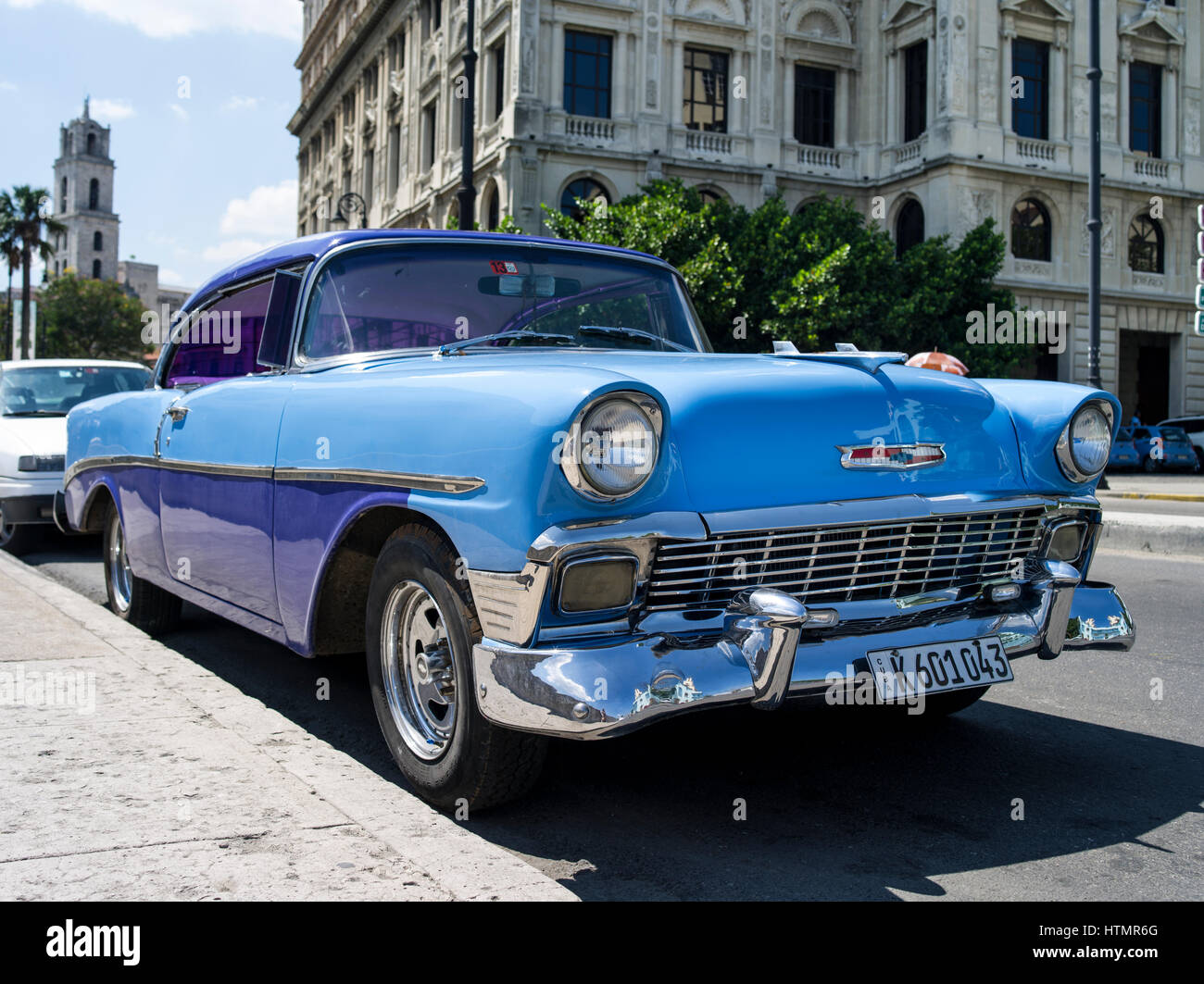 Old Chevrolet at the harbor promenade, Havana, Cuba Stock Photo - Alamy