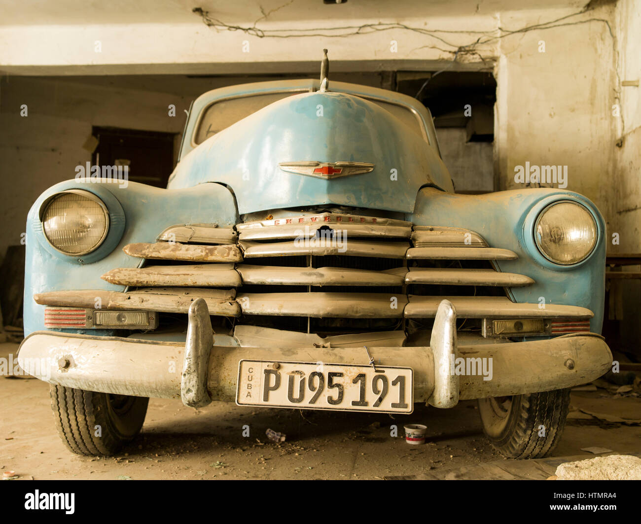 Autos in cuba hi-res stock photography and images - Alamy