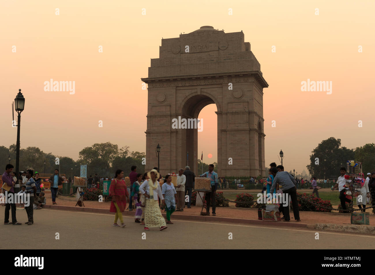 India gate new delhi hi-res stock photography and images - Alamy