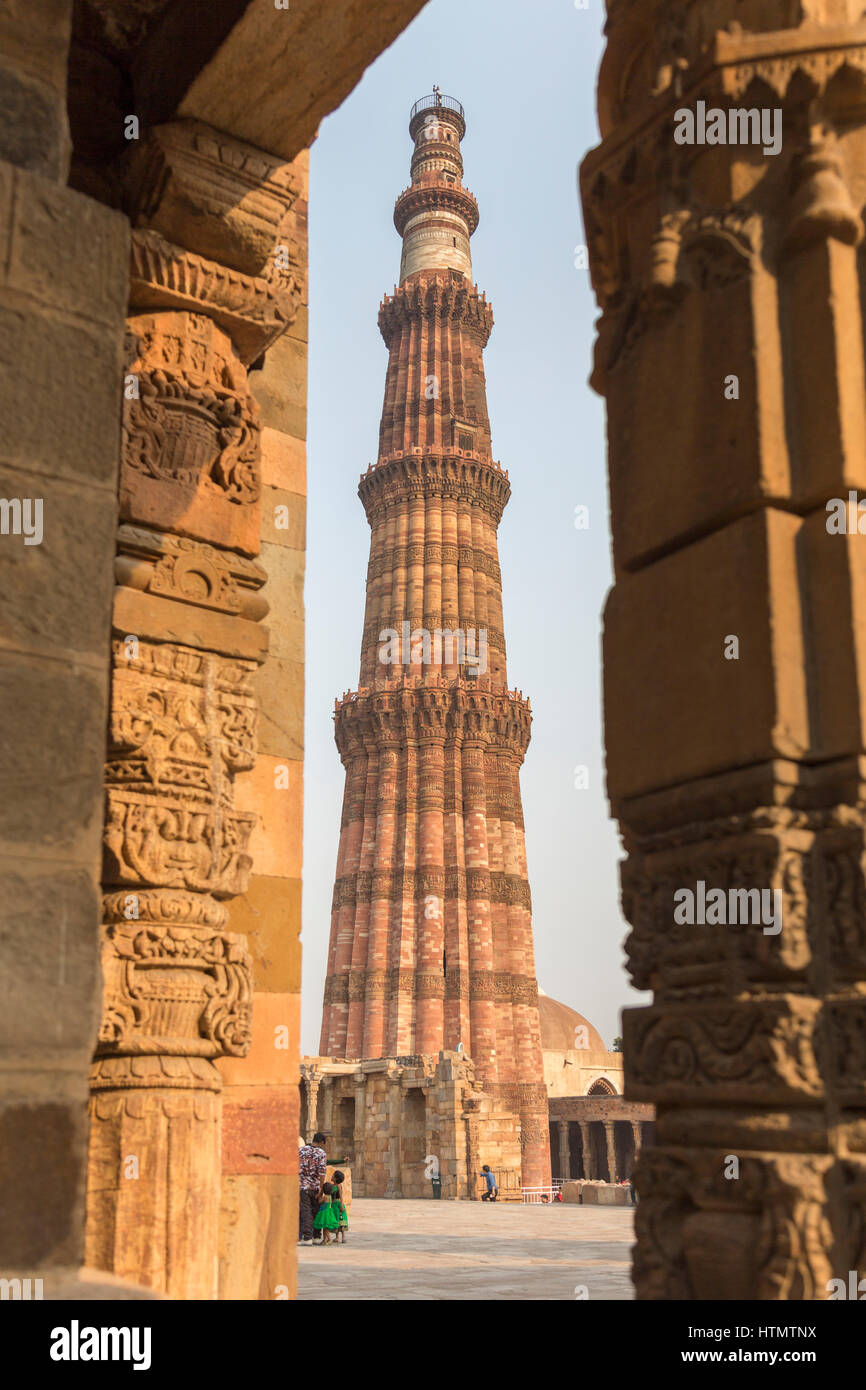 Qutb complex hi-res stock photography and images - Alamy