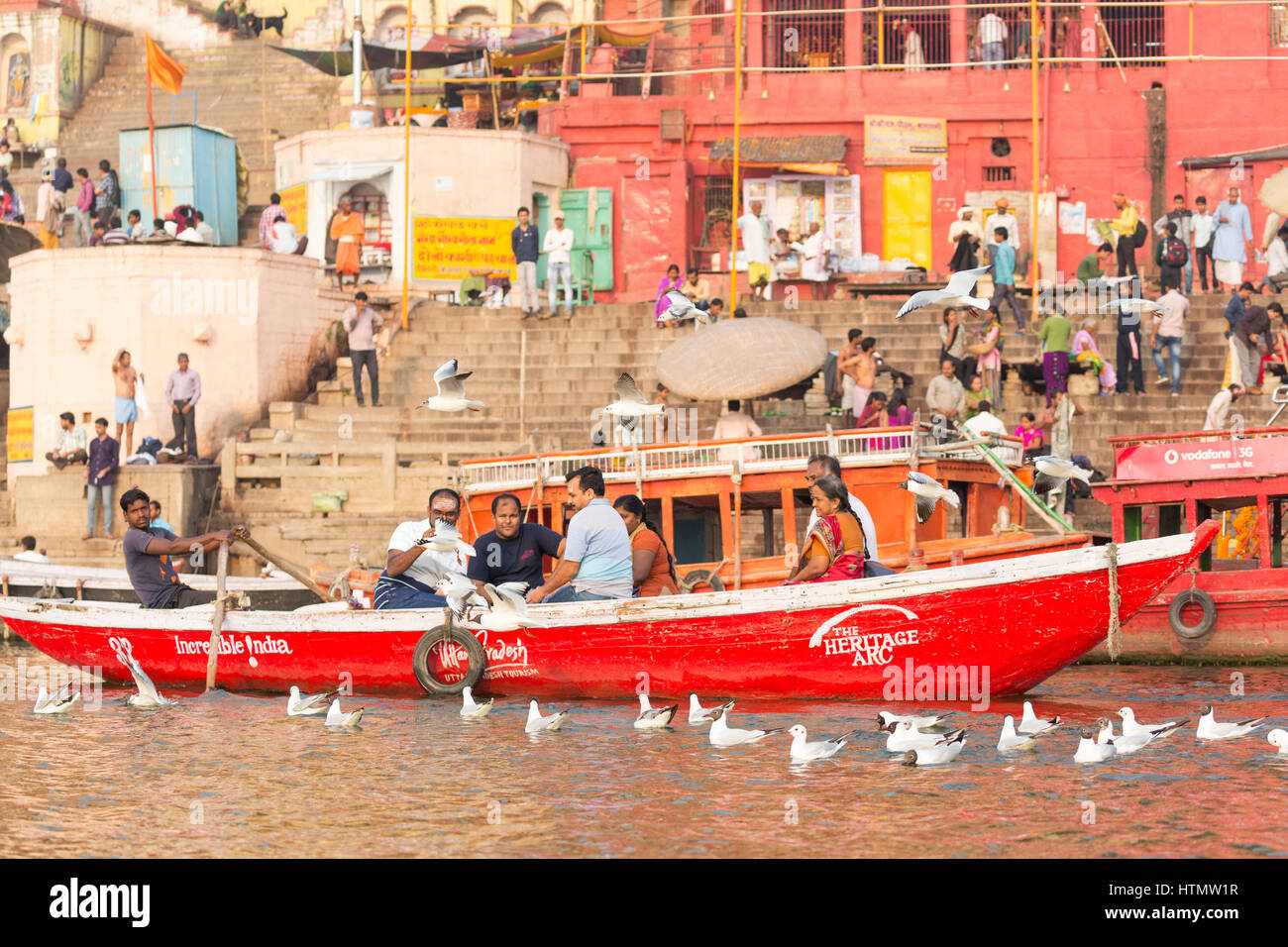 Pilgrims ganges ghats hi-res stock photography and images - Alamy