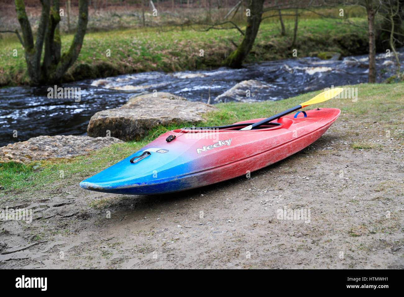 Kayak sportswomen hi-res stock photography and images - Alamy