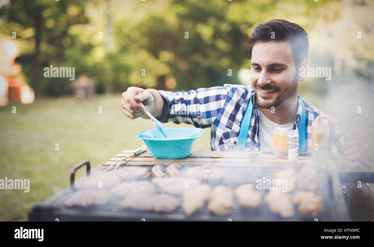 Outdoor party preparation hi-res stock photography and images - Alamy