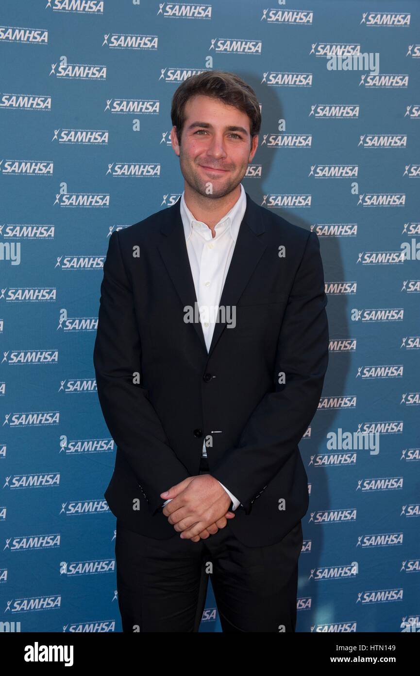 Event host actor James Wolk walks the red carpet during the 2014 ...