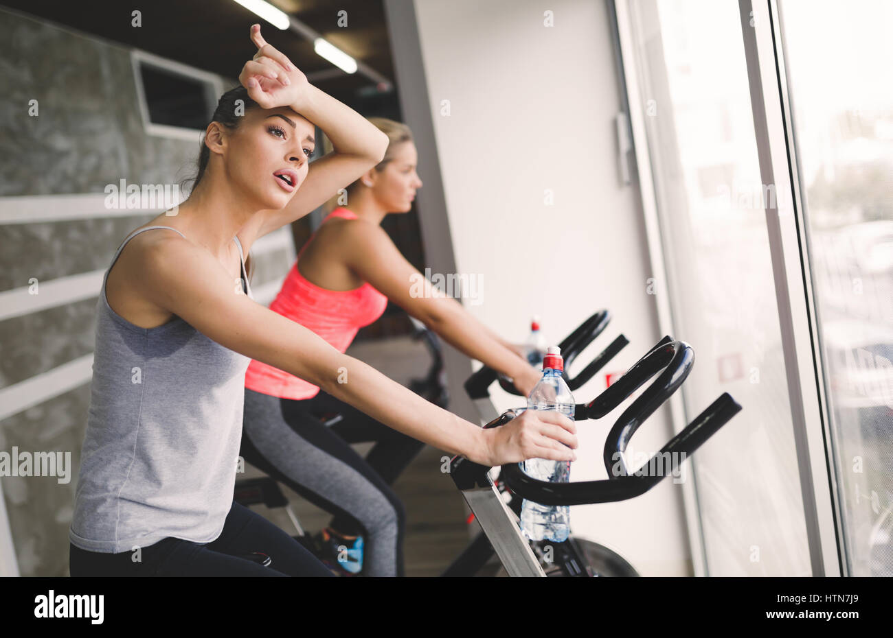 Women body shape hi-res stock photography and images - Alamy