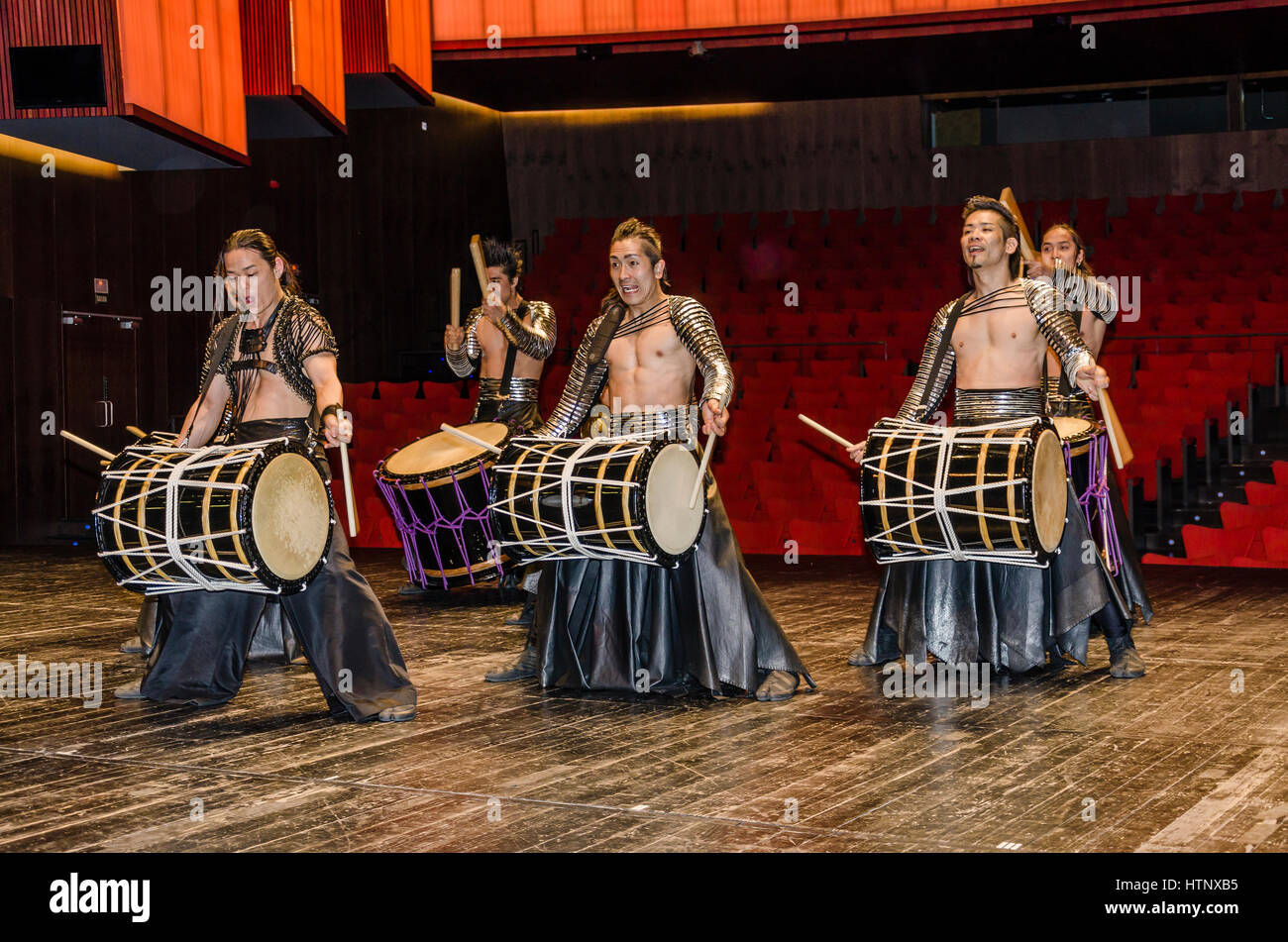 Japanese drum hi-res stock photography and images - Alamy