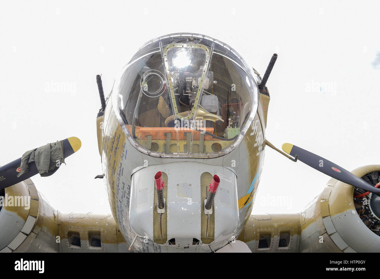 Bomb sight hi-res stock photography and images - Alamy