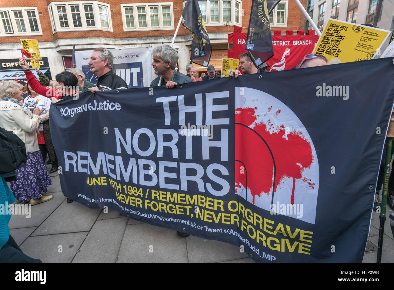 Battle of orgreave hi-res stock photography and images - Alamy