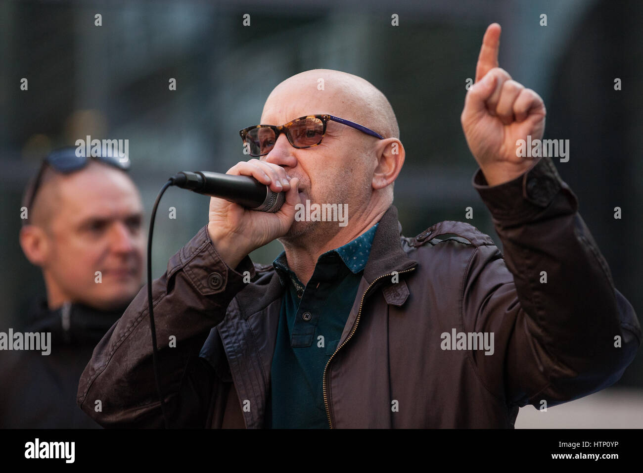The blacklist support group hi-res stock photography and images - Alamy