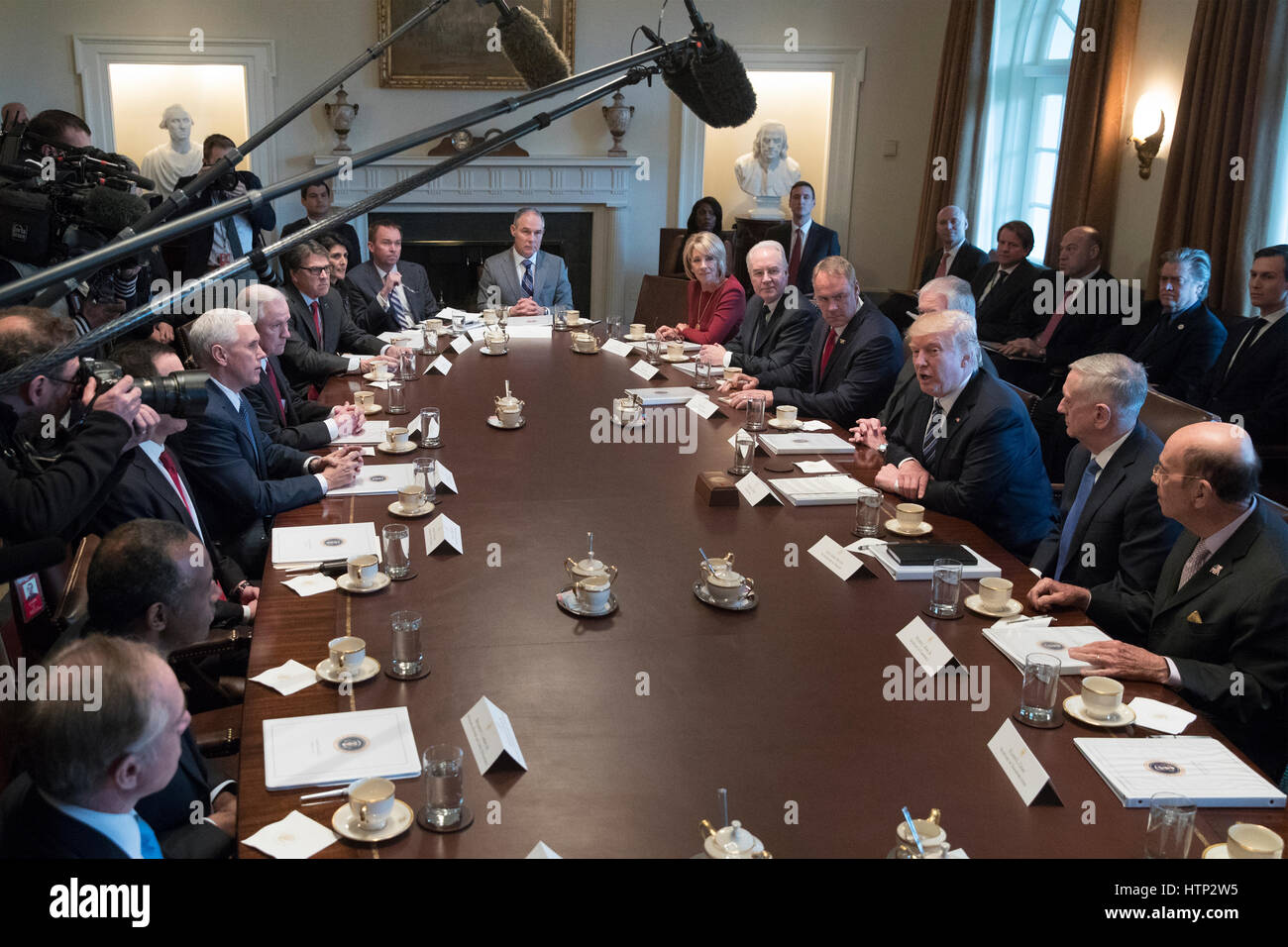 Trump cabinet hi-res stock photography and images - Alamy
