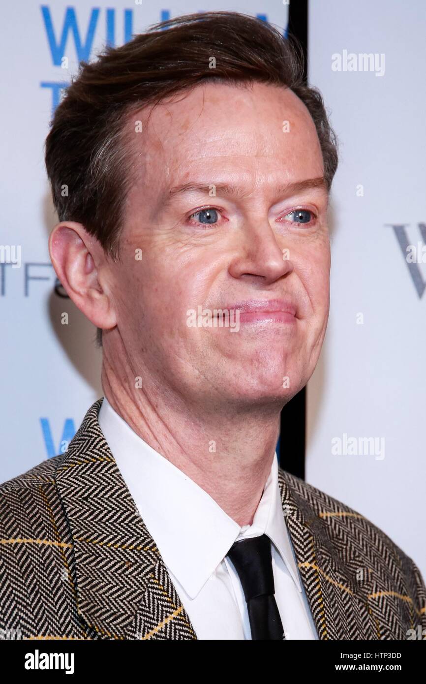 Dylan baker 2017 hi-res stock photography and images - Alamy