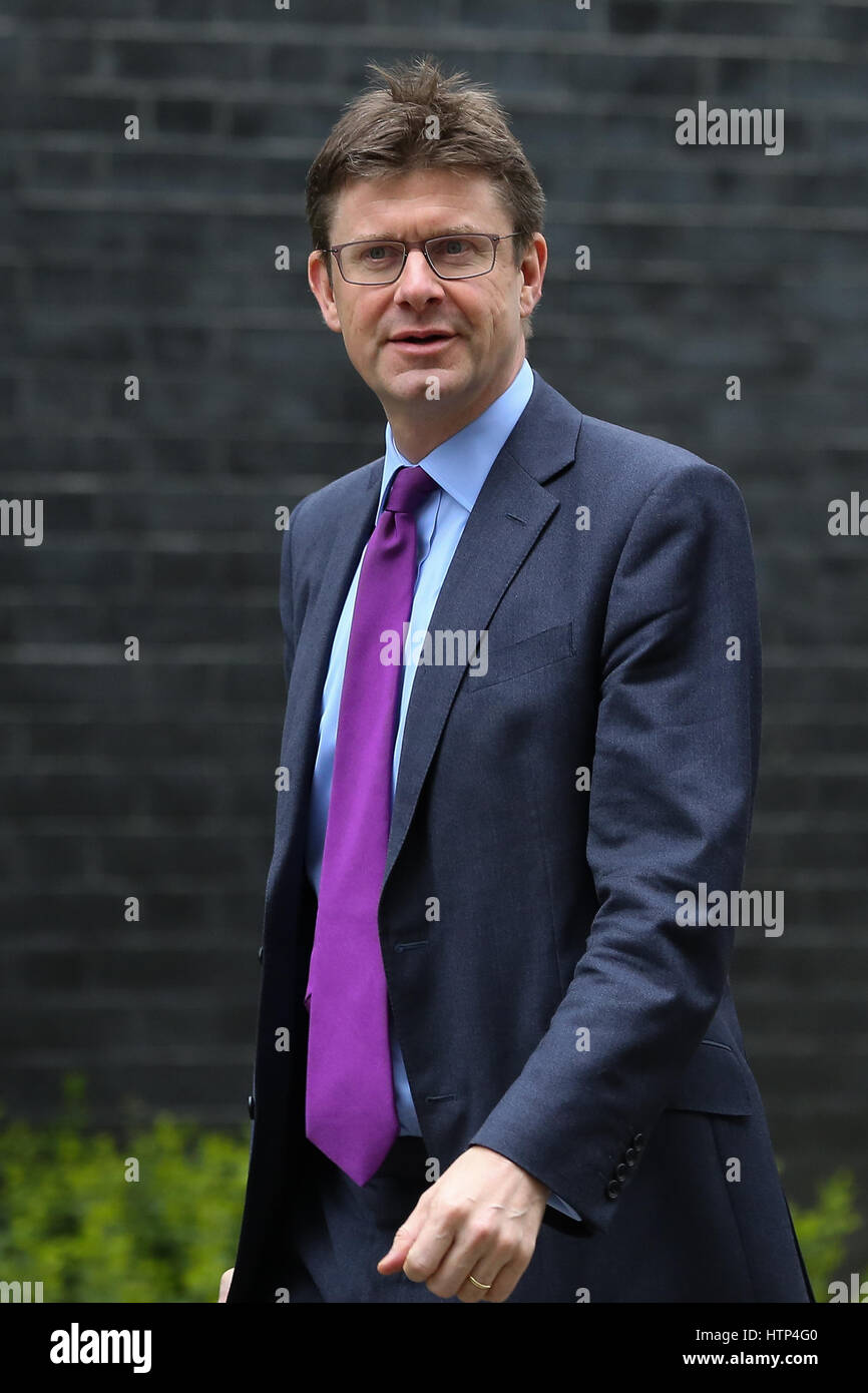 Business secretary greg clark arriving hi-res stock photography and ...