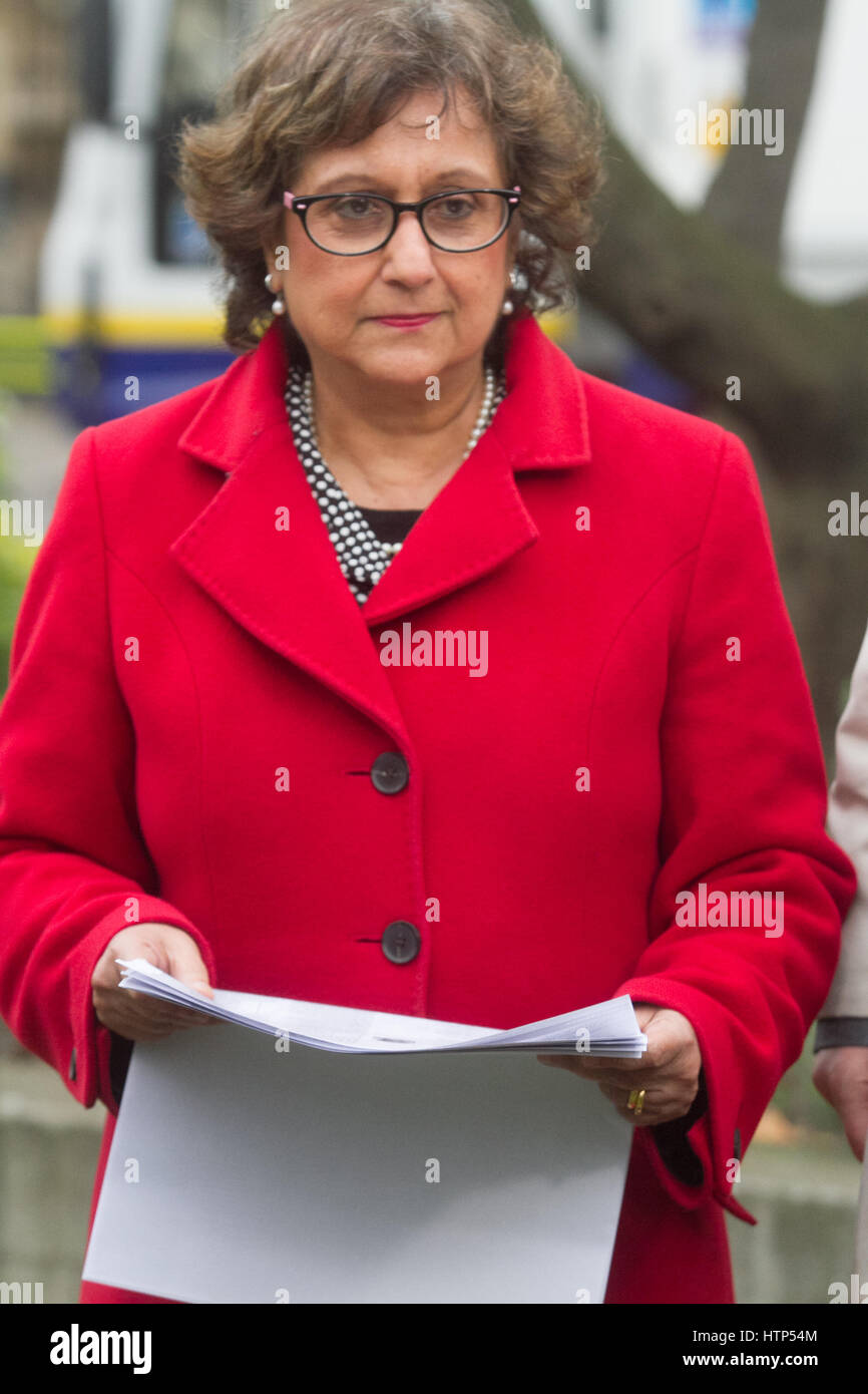 Yasmin alibhai brown hi-res stock photography and images - Alamy
