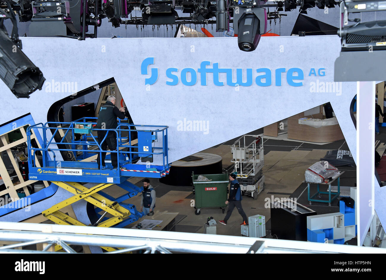 200 software hi-res stock photography and images - Alamy