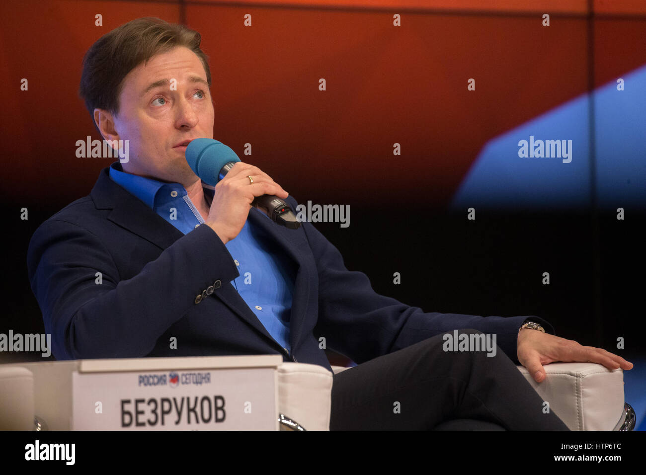 Russian actor sergey bezrukov High Resolution Stock Photography and ...