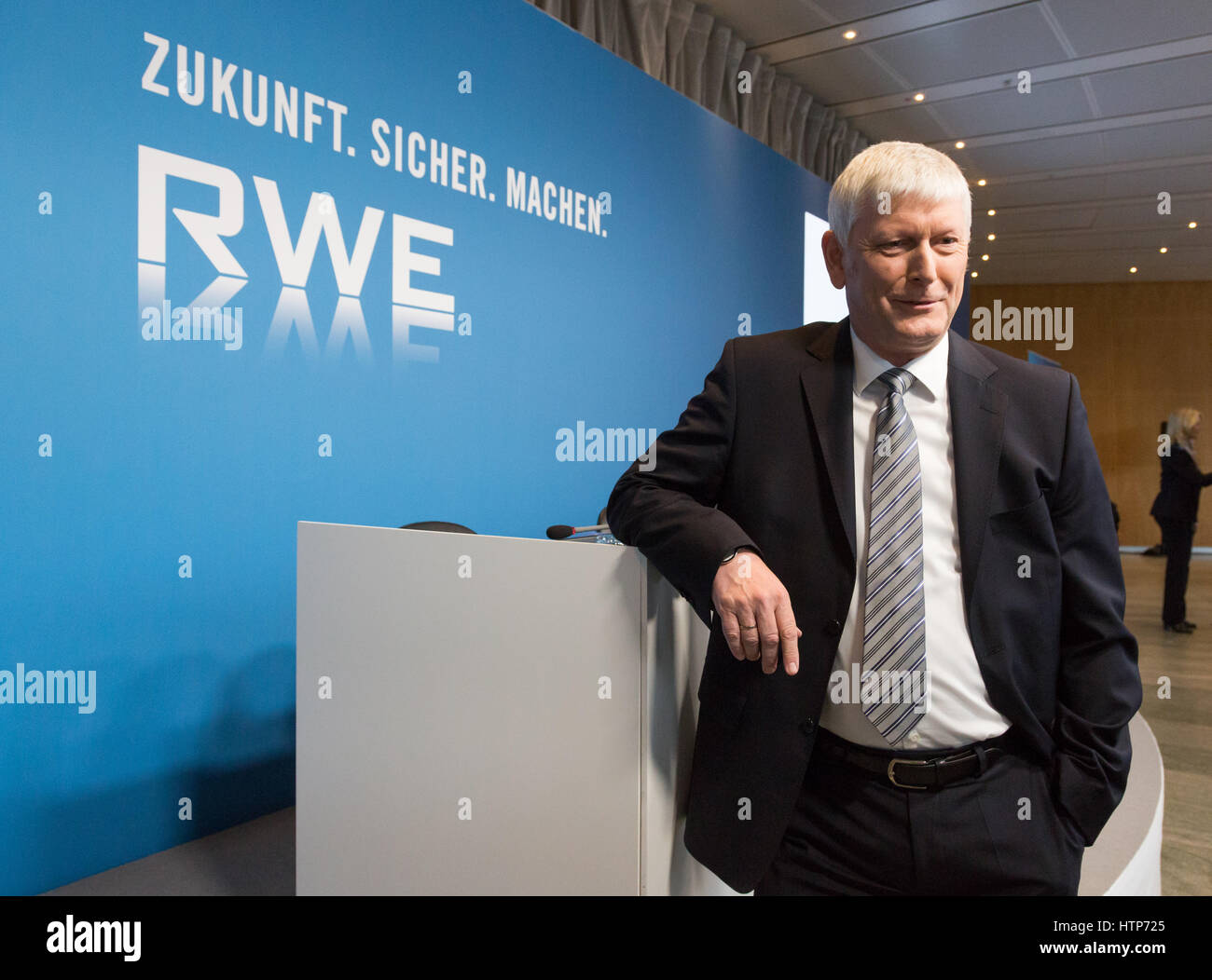 Essen, Germany. 14th Mar, 2017. RWE AG balance sheet news conference ...