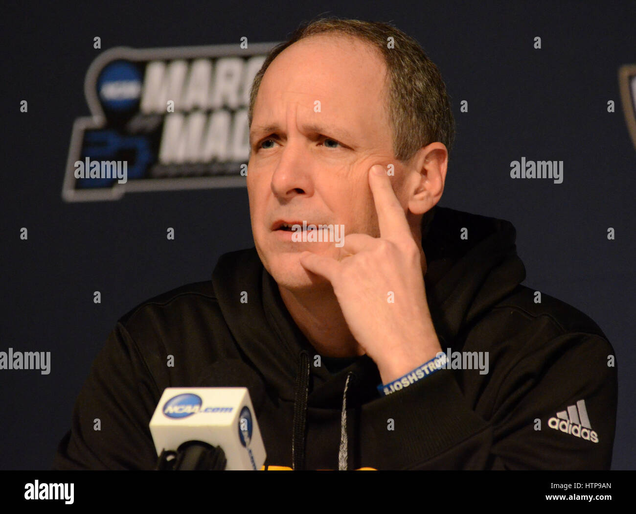 John becker hi-res stock photography and images - Alamy