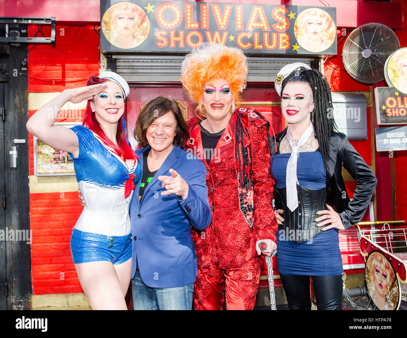 Eve champagne burlesque hi-res stock photography and images - Alamy