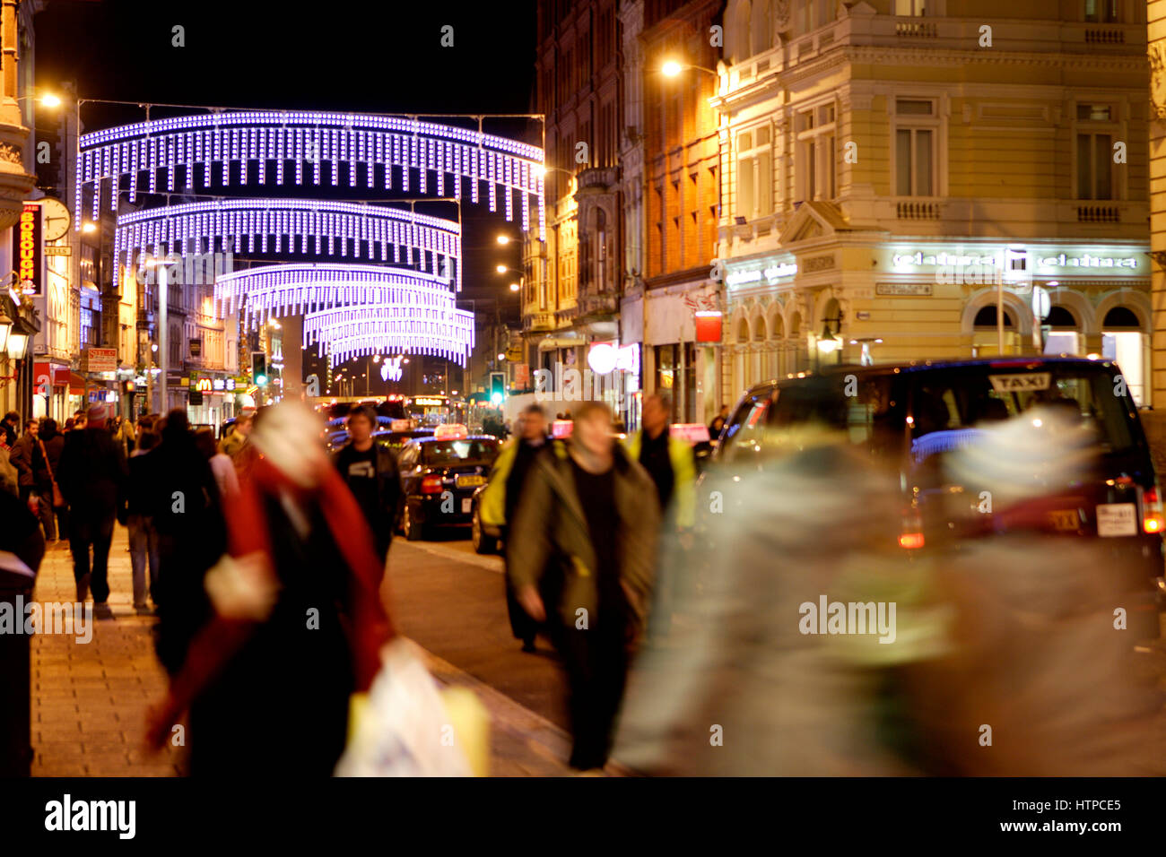 Cardiff street at night hi-res stock photography and images - Alamy