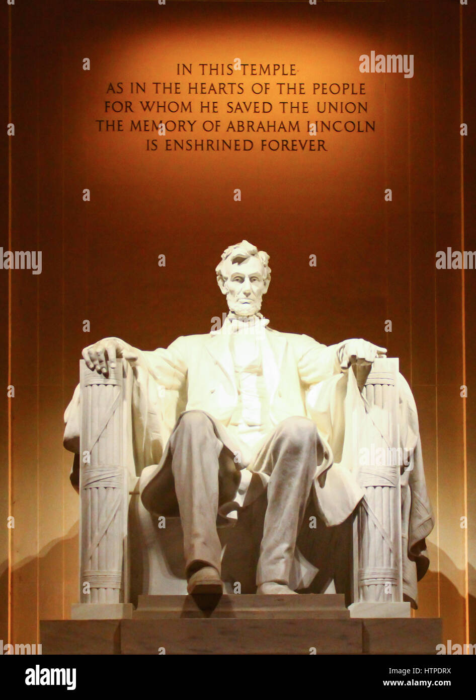 Statue of President Abraham Lincoln inside the Lincoln Memorial in ...