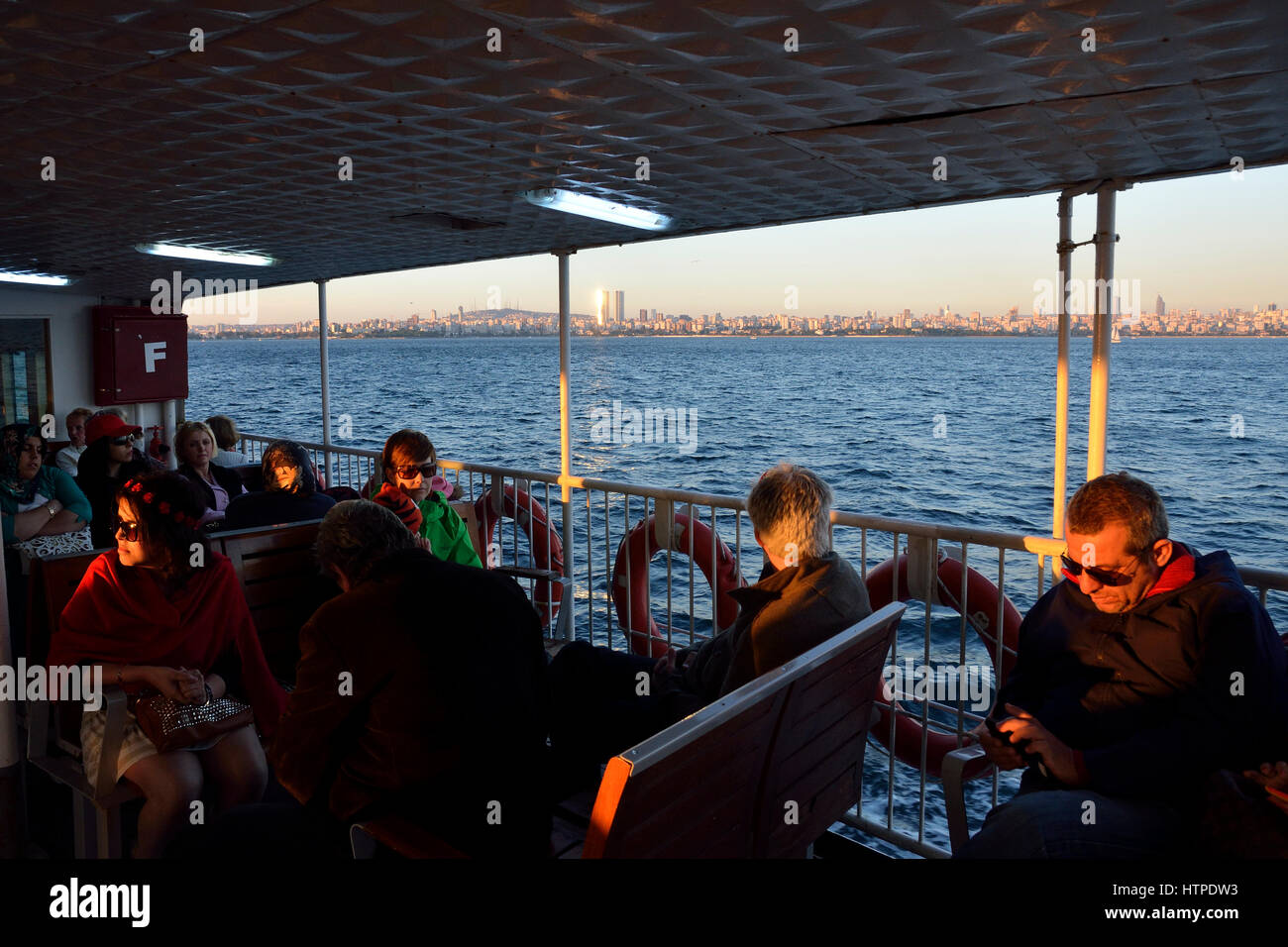 Istanbul commuter ferry passengers Stock Photo - Alamy
