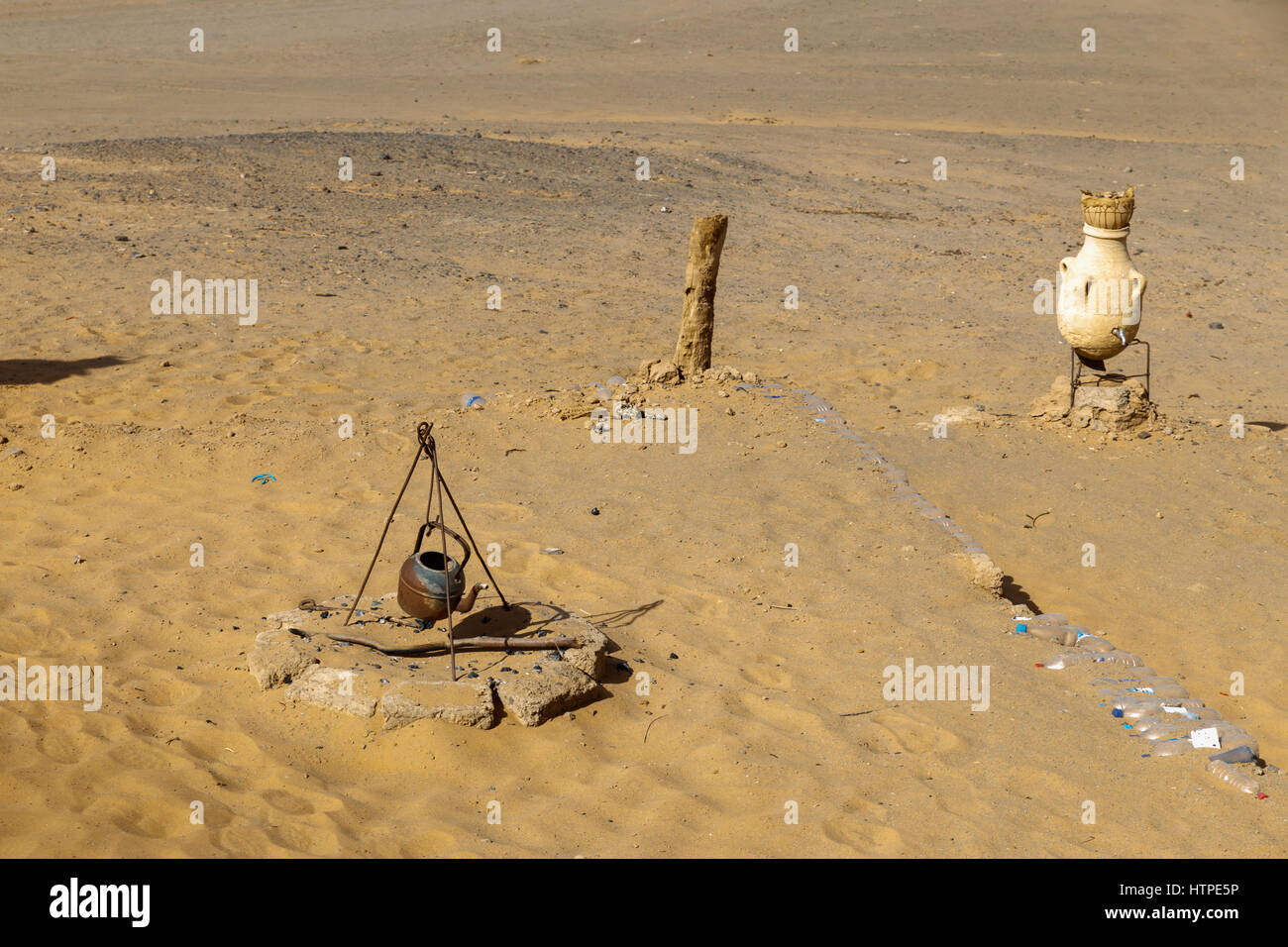 Kettle on sand hi-res stock photography and images - Alamy