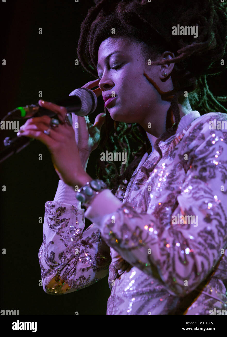 February 7th, 2017 - Toronto, Ontario, Canada: Nashville singer Valerie ...