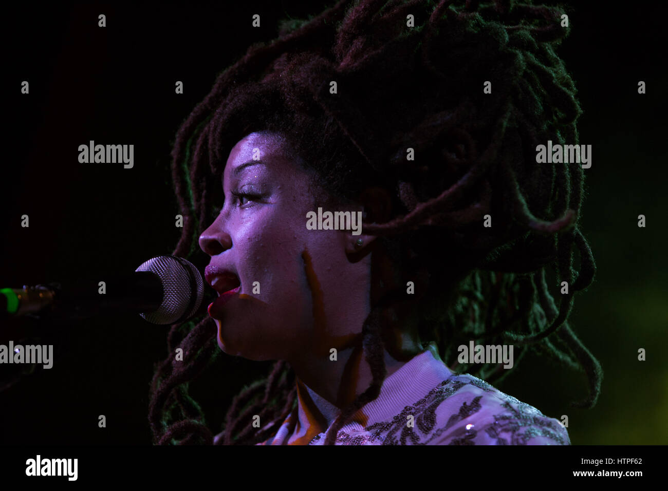 February 7th, 2017 - Toronto, Ontario, Canada: Nashville singer Valerie ...