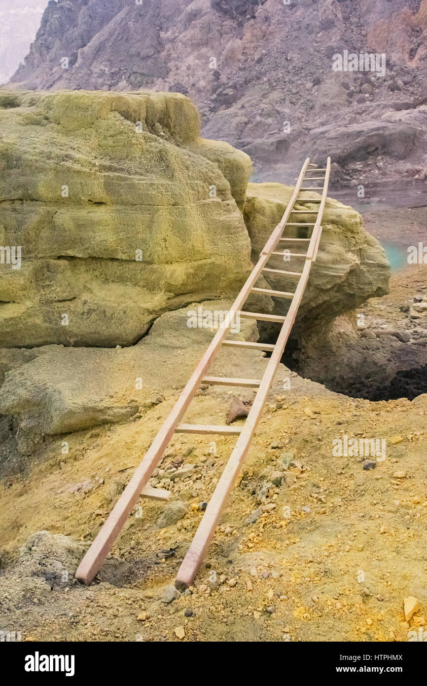 Ladder mine hi-res stock photography and images - Alamy